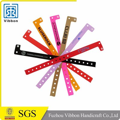 Adjustable Security Personalized PVC Wristband Bracelet for Wholesale