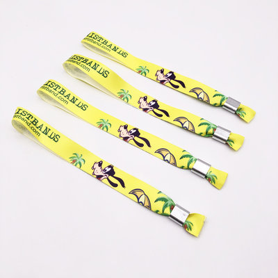 Polyester Cloth Satin Bracelet /Party Wristband With Reusable Lock