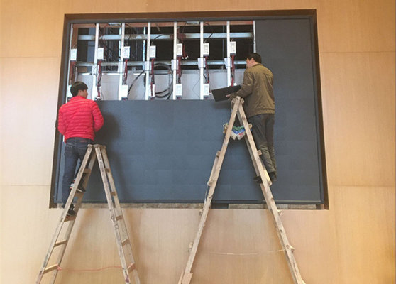 Fast Installation SMD 2427 Full Color HD LED Wall System 4mm 1300Nit For Transport supplier