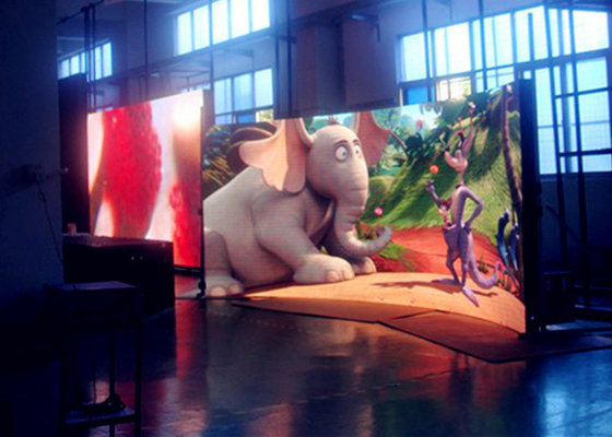 SMD2724 Aluminum P4 LED Screen Indoor , Curved LED Display 6.15mm For Advertising supplier
