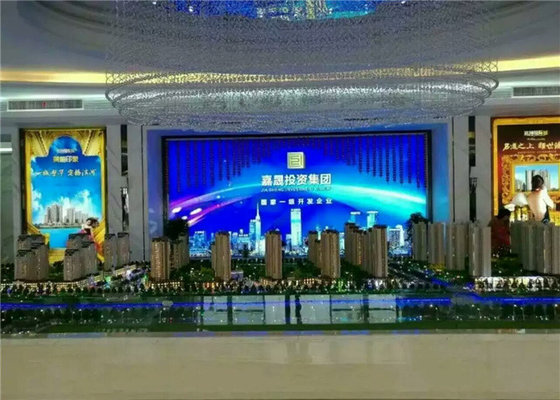 SMD2724 Aluminum P4 LED Screen Indoor , Curved LED Display 6.15mm For Advertising supplier
