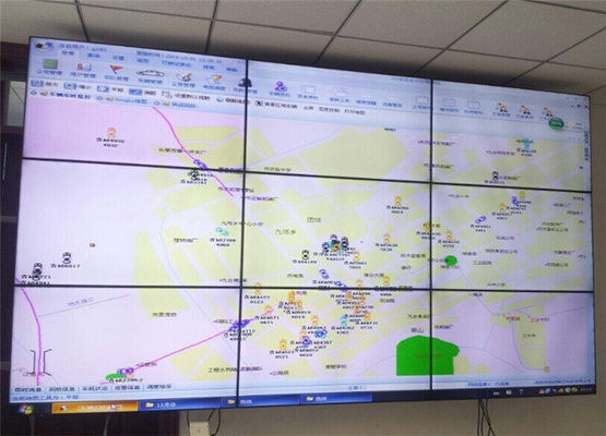 55 Inch Flexible Broadcast Video Wall , Wireless Interactive Video Wall With LED Backlights supplier