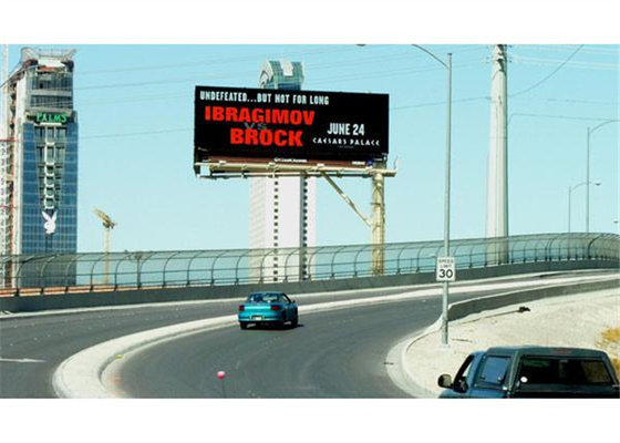 Wide Viewing Angle LED Advertising Screen , LED Outdoor Display With High Definition supplier