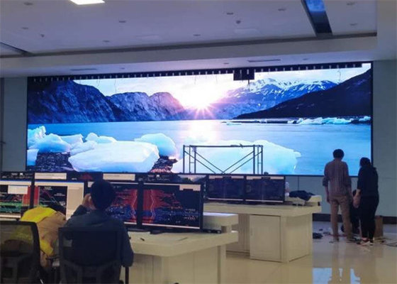 Super Slim Indoor Video P3 Command Center Full Color LED Display For Stage supplier
