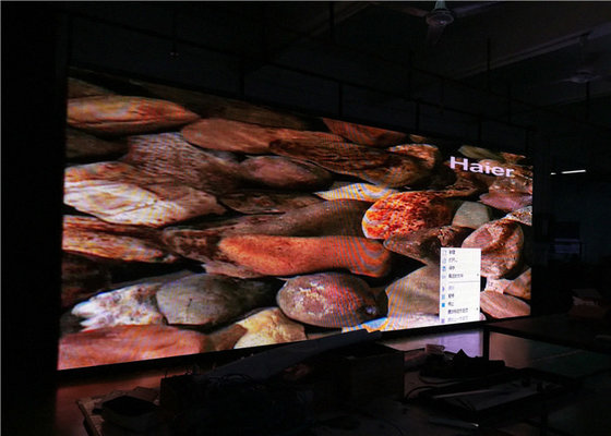 5.59 Renting Cabinet 4000 Freshrate LED Display Wall System For Studio Room supplier