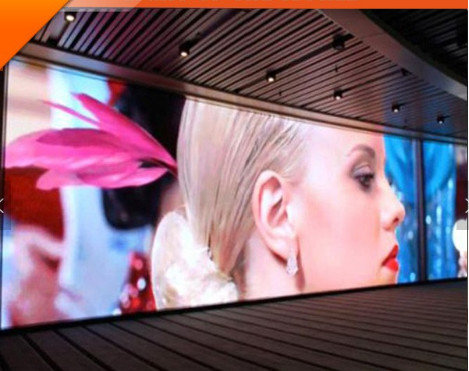 Digital Acrylic 360 Degree LED Display 4mm 2mm Pixel For Shopping Mall supplier
