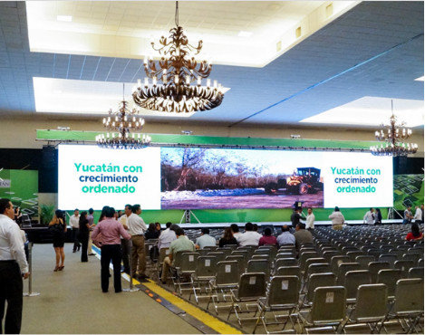 Perimeter Advertising 360 Degree LED Display Indoor IP21 P4.81 supplier
