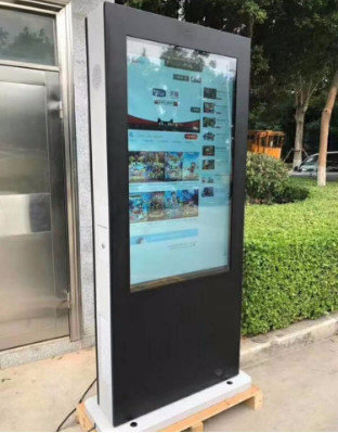 55 Inch Information Interactive Advertising LCD Touch Screen Kiosk Outdoor supplier