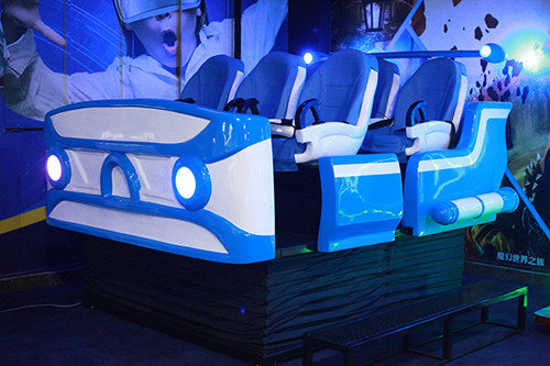 Space Ship Virtual Reality Cinema / 9d VR Simulator Hight Resolution With Bule LED light For Six Player