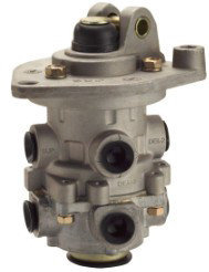 241-02900 ISUZU EXR340 EXR330  Foot Brake Valve