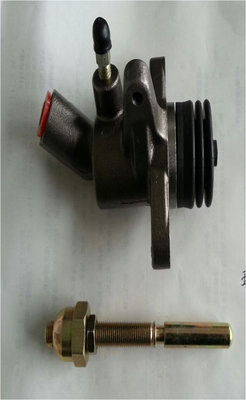 8970-3281-340 ISUZU   (NPR） clutch master cylinder