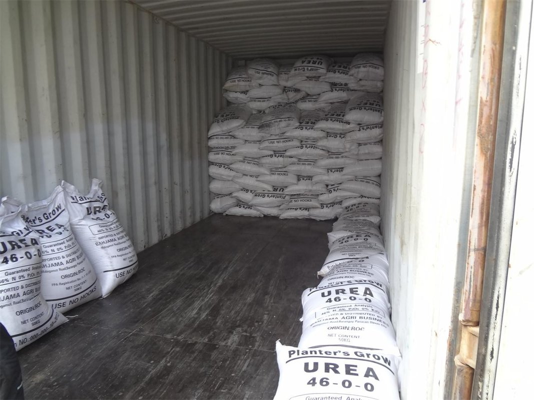 Urea 33%/organic fertilizer/small granule