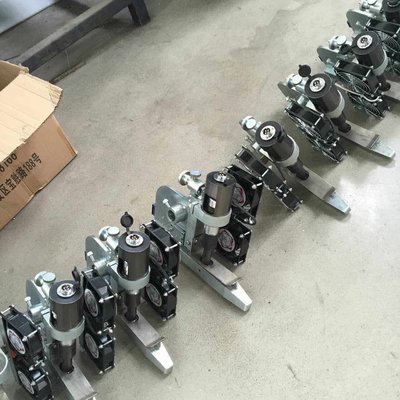 New Arrival Handheld Cutter Ultrasonic Cutting Machine millimeter thickness no more than 300g