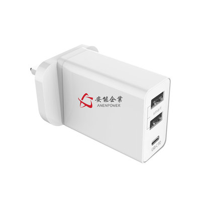 30W UK Plug 3 Port USB PD Charger , OEM Blitzwolf USB Travel Charger