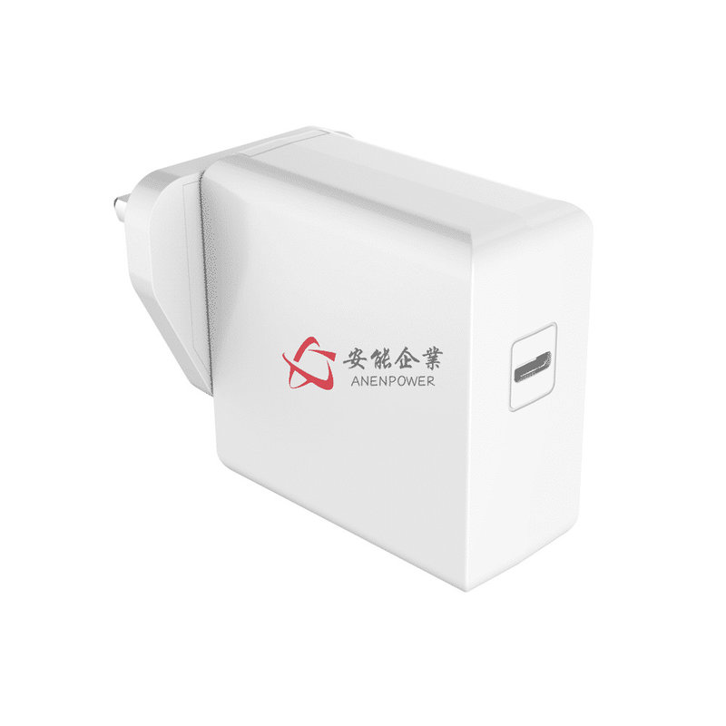 Short Circuit Protection USB C PD Charger 45W UK Plug PD Charger Level VI Efficiency