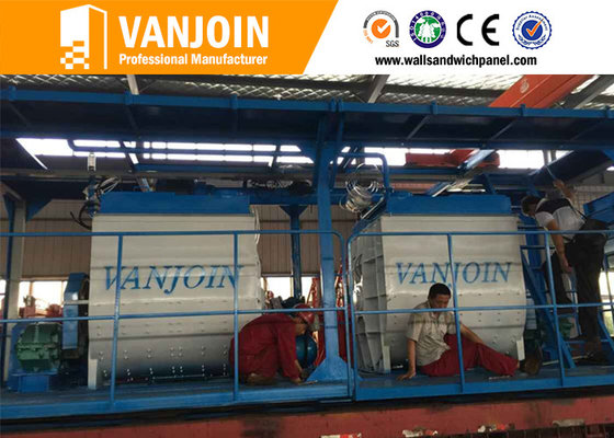 Linha de produção do painel de sanduíche, máquina de formação de espuma concreta inteligente do painel de parede do cimento