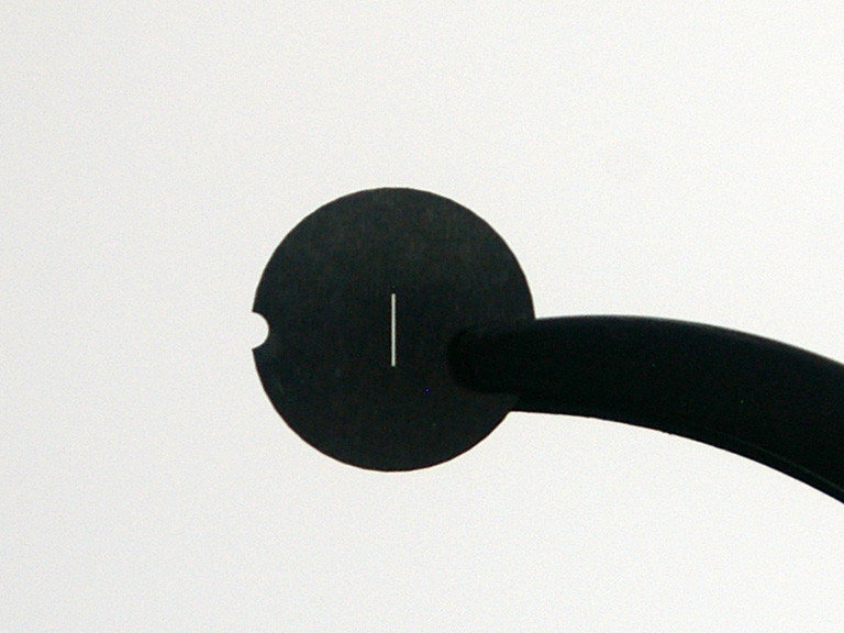 Customizable Slits and Pinholes for Advanced Optical Experiments and Demonstrations 5-1000um