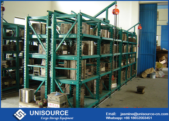 Structural Carbon Steel Heavy Duty Warehouse Racks For 100% Pull Out Shelving Solution
