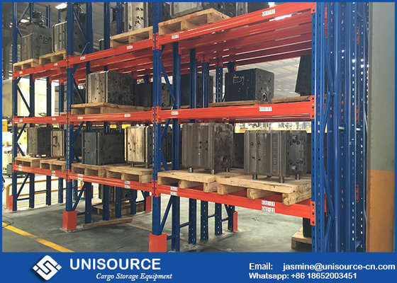 Q235B Industrial Steel Pallet Storage Racks With Heavy Loading Wooden Pallet