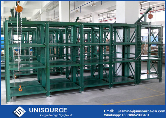 Structural Carbon Steel Heavy Duty Warehouse Racks For 100% Pull Out Shelving Solution