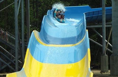 Family Rafting Water Parks Slide for 4 Person , Water Slides At Water Parks