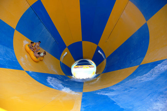 Tornado Aqua Park Fiberglass Water Slides 2000 Square Meters