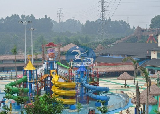 Indoor / Outdoor Large Aqua Playground With Bucket Water Playground Equipment