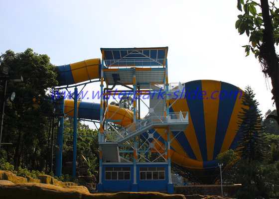 Outdoor / Indoor Adult Water Park Water Slide Tornado Slide With Four Person