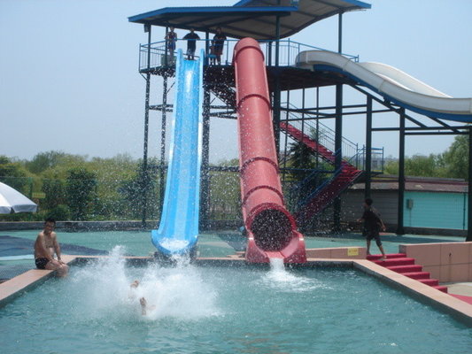 Group Fiberglass Pool Slide Water Park Equipment for Adult Children , 5 m / 7m Height