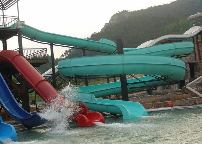 Aqua Park Equipment Spiral Water Slide , Outdoor / Indoor Water Parks