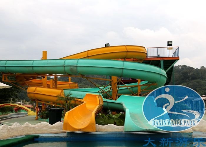 Spiral Straight Open Home Water Slides Aqua Park Use Diameter 1.44 Meters