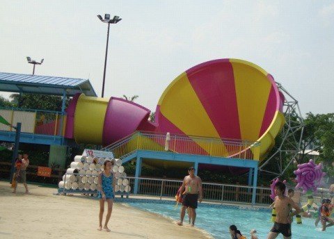 Water Amusement Park Equipment Children Water Slide with Raft in Yellow and Rose