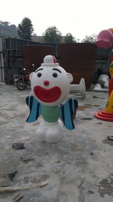 Blue Water Playground Toys Clown Monster Spray Fiberglass For Children
