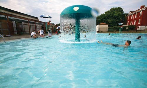 Green / Red Water Playground Equipment Raining Mushroom Water Park For Kids
