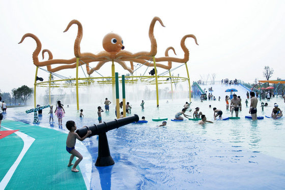 3m Yellow Kids And Adults Cartoon Water Pool Toys Octopus Spray  Water Playground