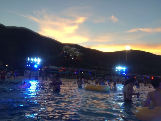 4000 Sqm Air Blast Surfing Wave Pool Big Artificial Equipment Water Park Wave Pool