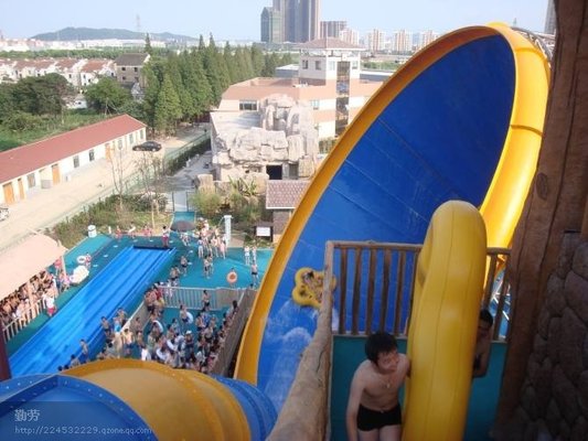 Custom Huge Tornado Water Slide , Adult Hurricane Water Slide For Water Amusement