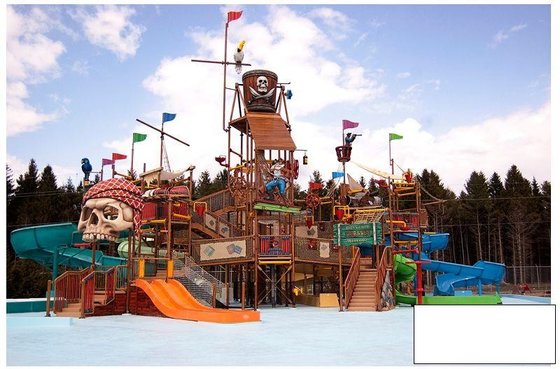 Skull Style Water Playground Equipments With fiberglass water slide and water play