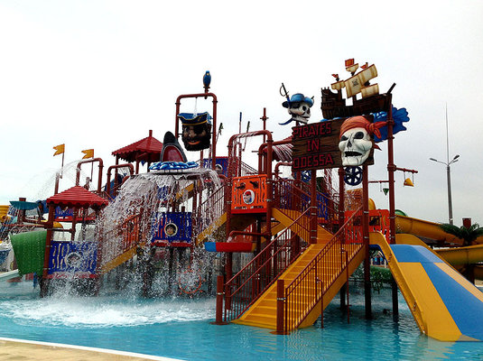 Pirate Style Water Playground Equipment Fiberglass Kid Water Slides
