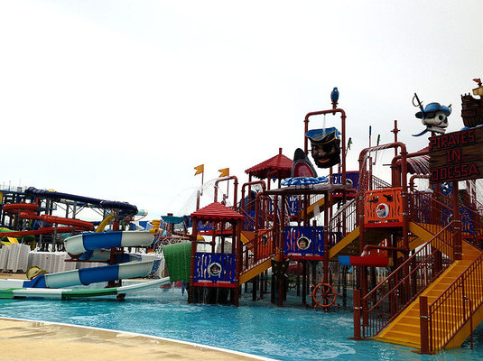 Pirate Style Water Playground Equipment Fiberglass Kid Water Slides