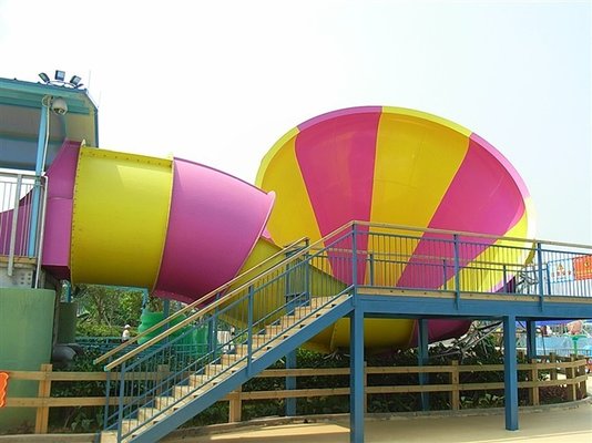 Small Tornado Children Water Slide Fiberglass Hurricane Water Slide
