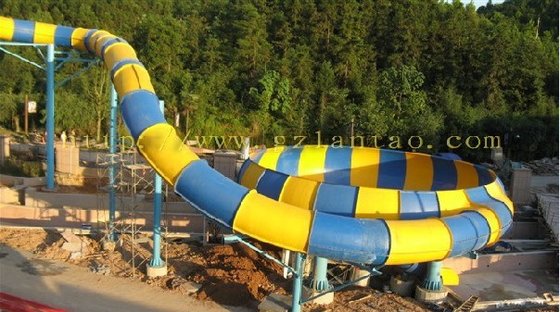 Space Bowl Adult Water Slides , Closed Water Slide For Swimming Pool