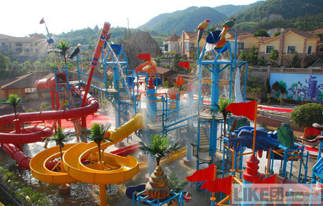 SPA Resorts Design With Commercial Spiral Water Slide , Water Toys
