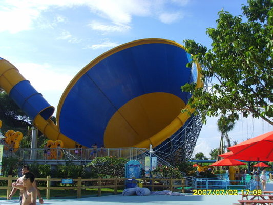 Water Park Adult Tornado Water Slide , Swimming Pool Water Slides