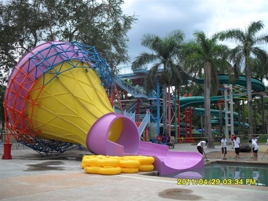 Custom Tornado Water Slide Adult Swimming Pool Water Slide 6mm - 8mm
