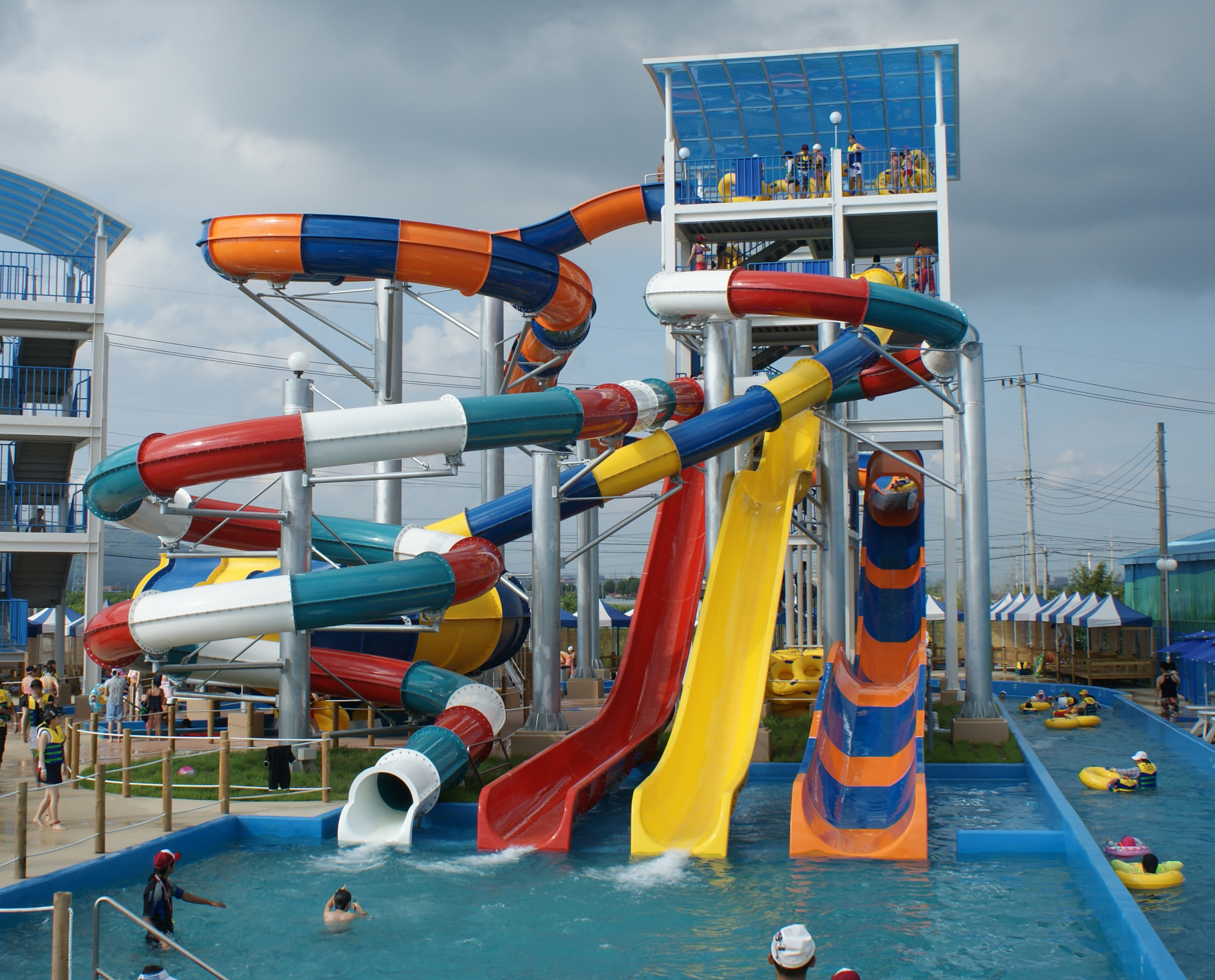 Pool Games Fiberglass Water Slides Galvanized Pipe 10m - 15m
