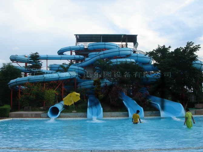 Custom 4 Lines Open Spiral Slide Aquasplash Children Water Slides
