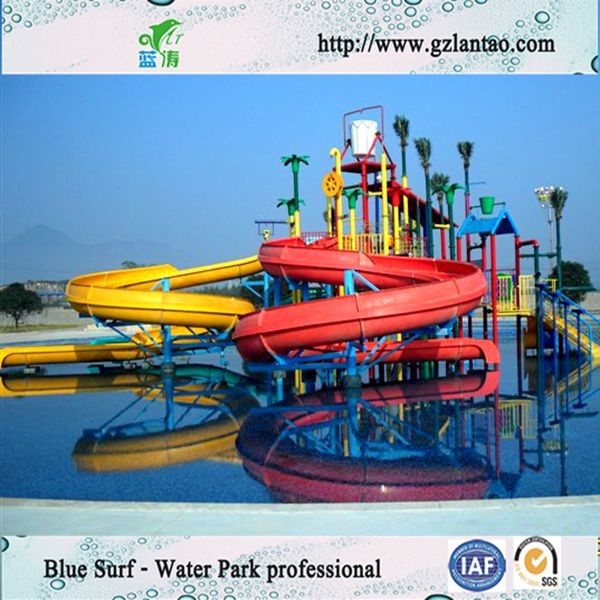Water House With Spiral Water Slide Water Park Equipments , Water Spray Park Equipments