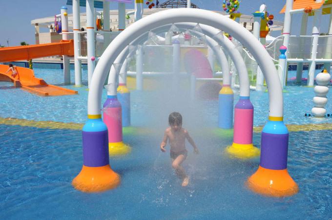 Outdoor Water theme Park Aqua Spray Equipment Rainbow Spray Toys For Kids