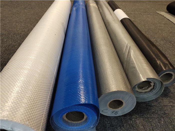 Tough Synthetic Tar Paper , Impermeable Moisture Barrier Under Metal Roof